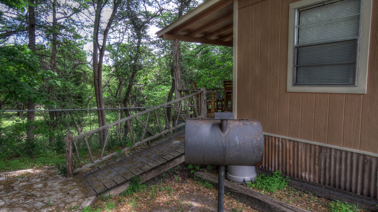 Leakey Springs Cabins - Rental Cabins and Homes on Leakey Springs ...